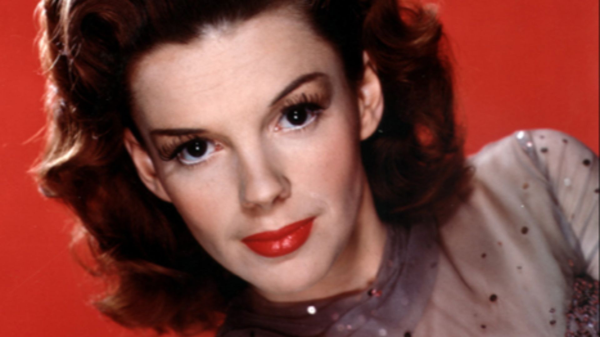 Judy Garland's Troubled Life Of Fame Began Way Before Her Role In The ...