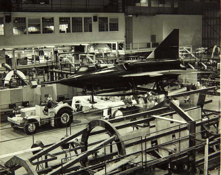 Today in Aviation History: First Flight of the Convair F2Y Sea Dart