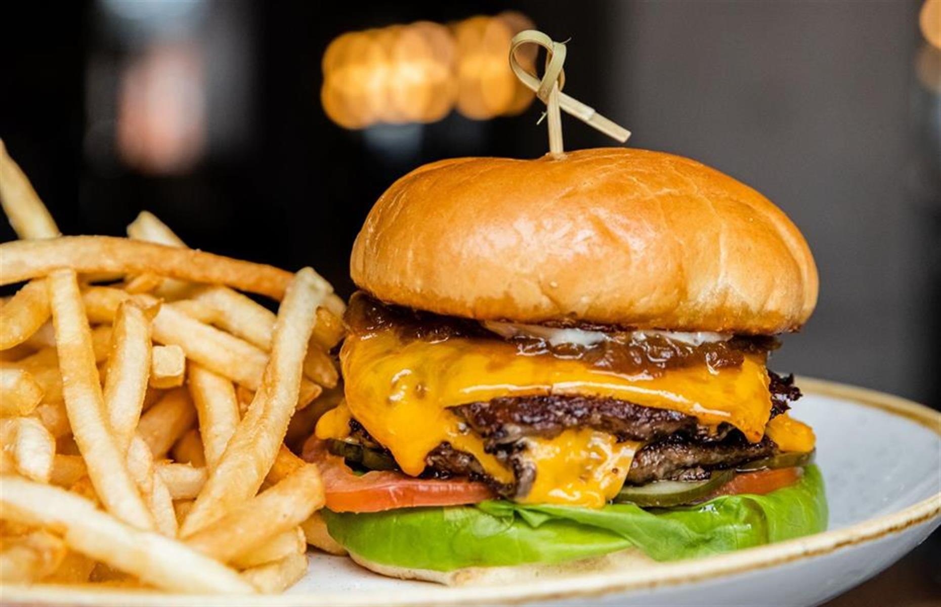 Legendary dishes invented in America: which ones do we love in Canada?