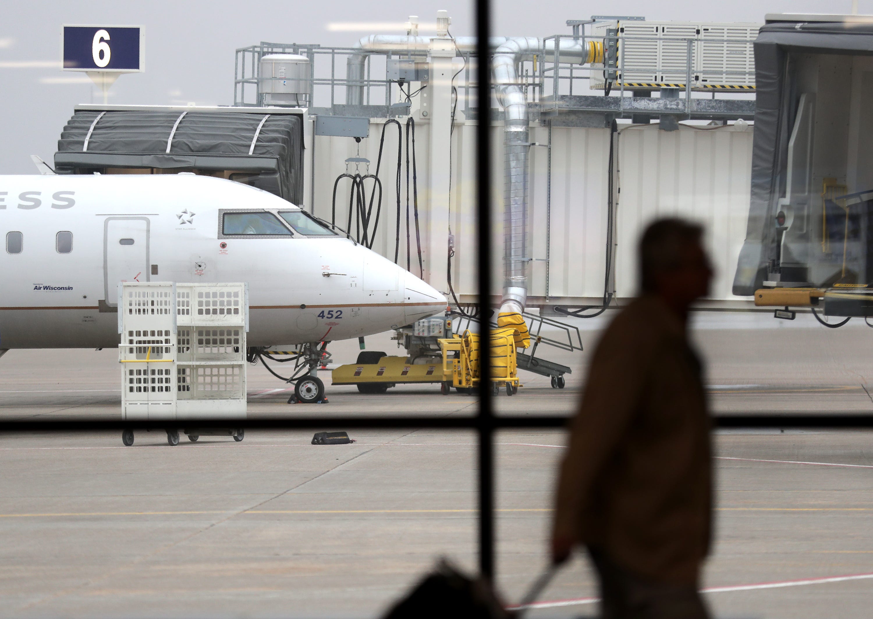 Appleton airport adds two more flights for NFL Draft week