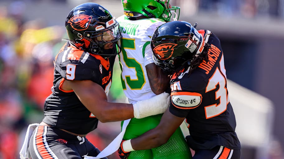Oregon State LB Isaiah Chisom Earns FWAA Freshman All-America Honors