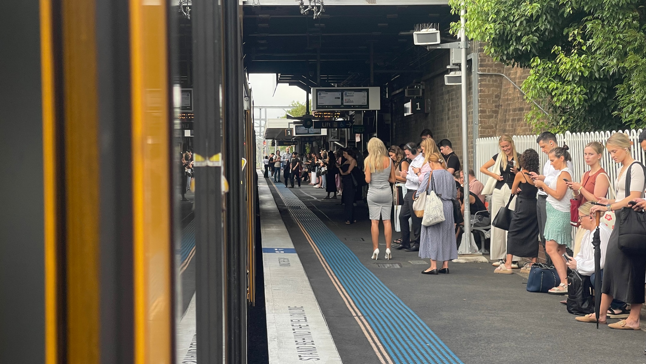 Why Sydney train delays continue despite a new pay offer from the NSW ...