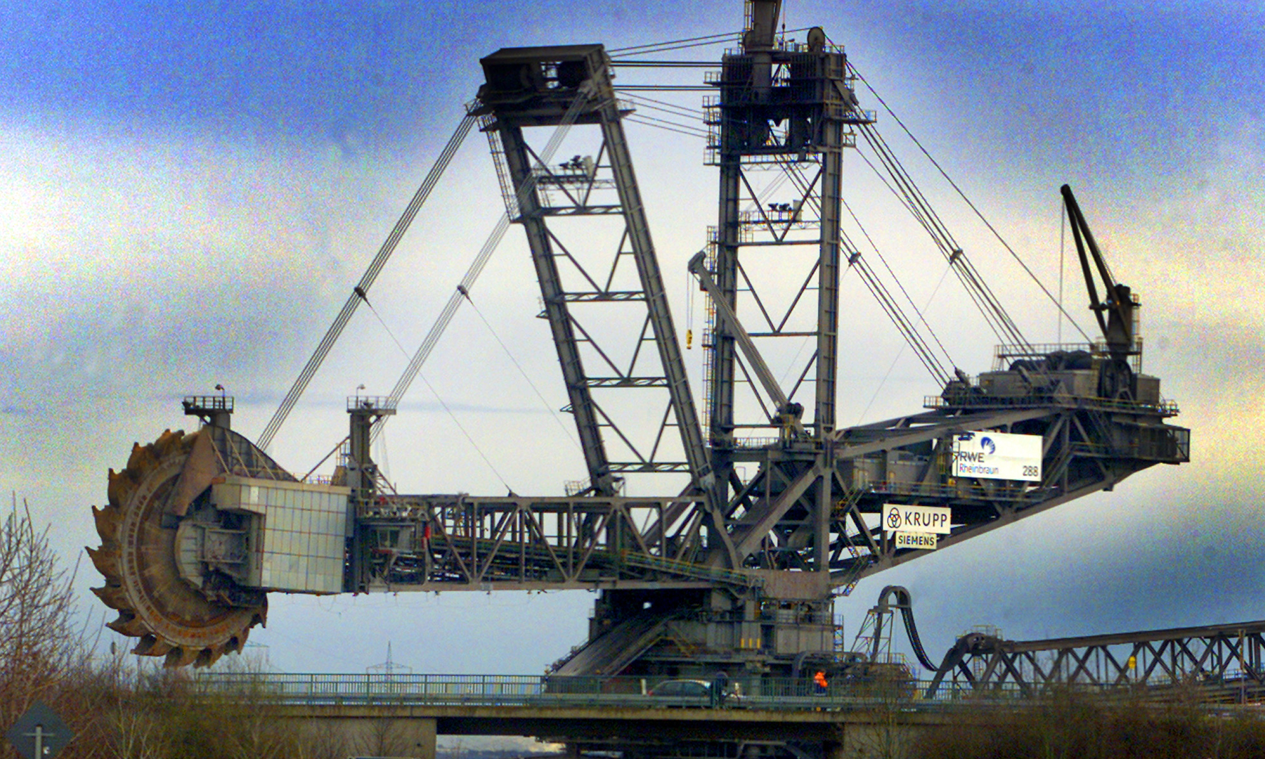 World's biggest driving machines