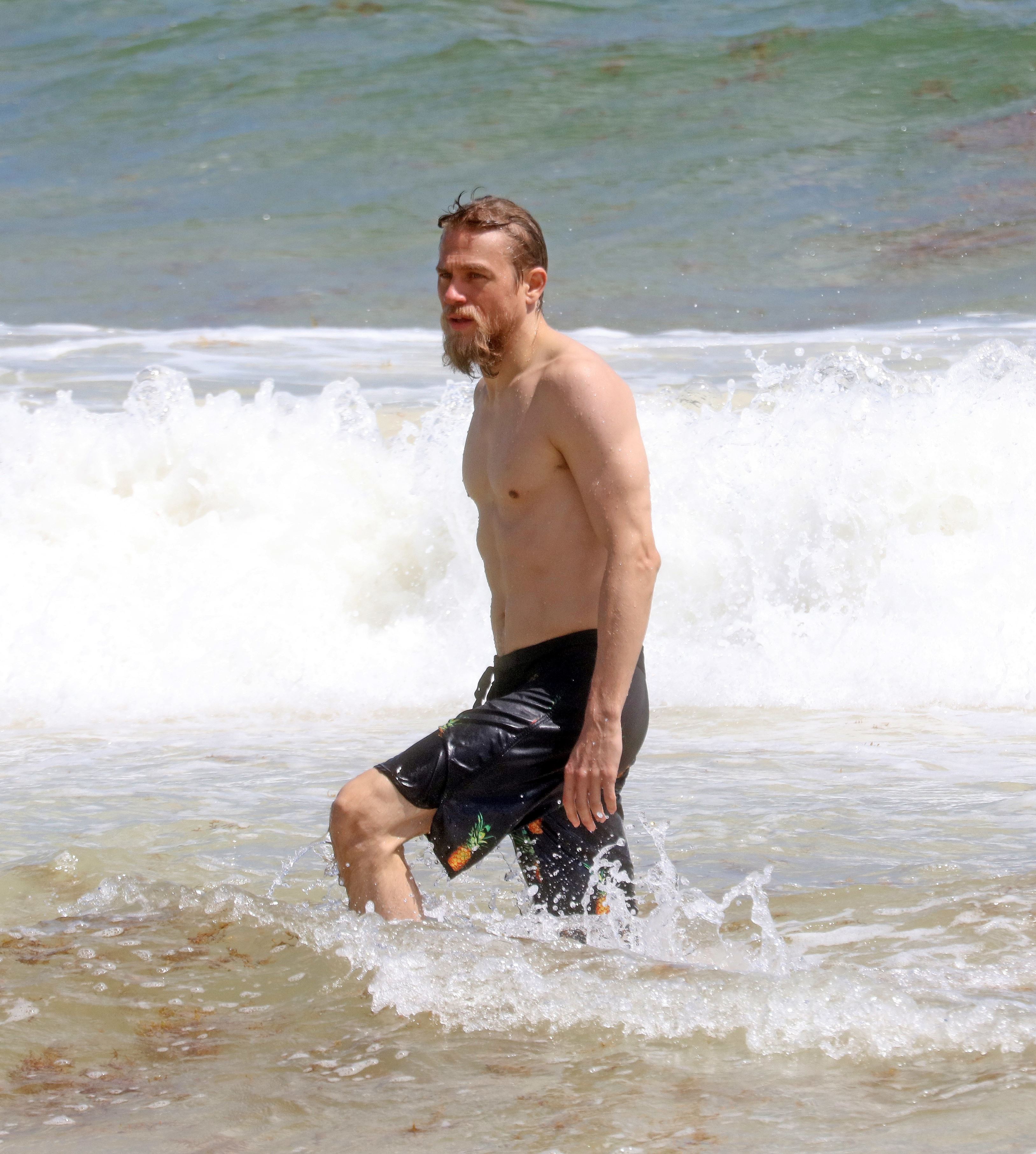 Celebrity beach cruising for 2018