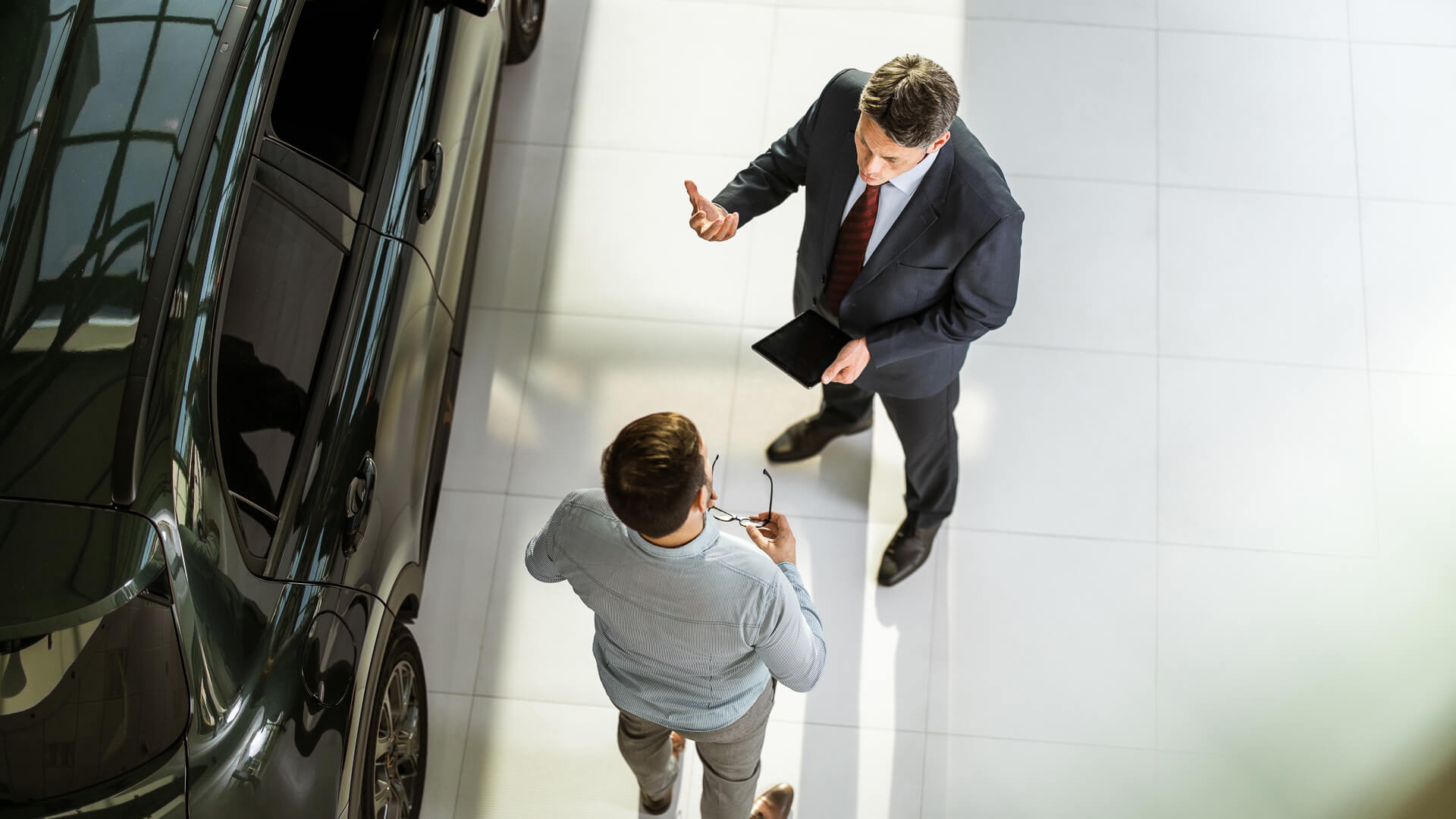 28 Tips for Negotiating With Car Dealers