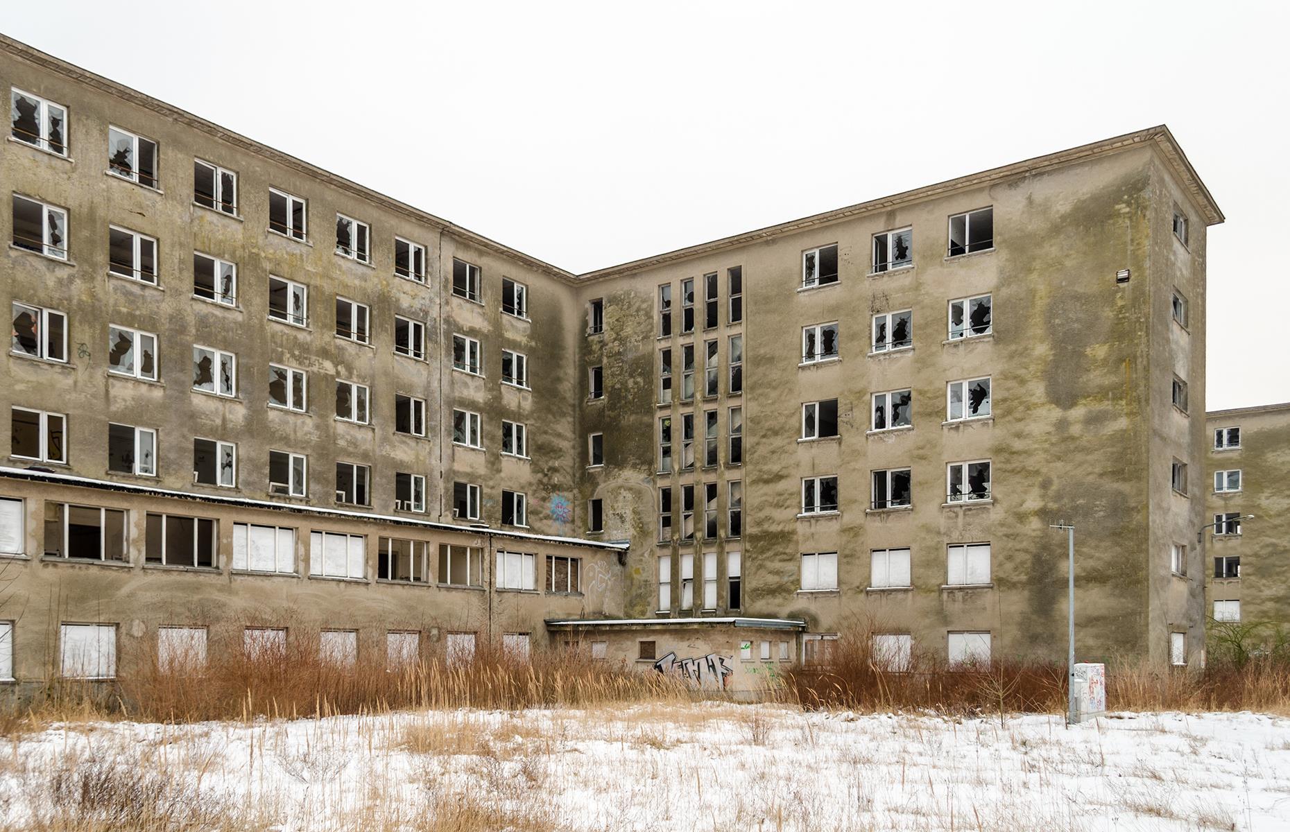 Tour the world's most astonishing abandoned hotels