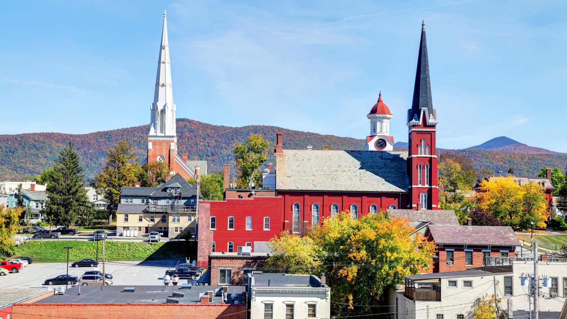 5 Small Towns That Feel Rich for the Middle Class (And How Much It ...
