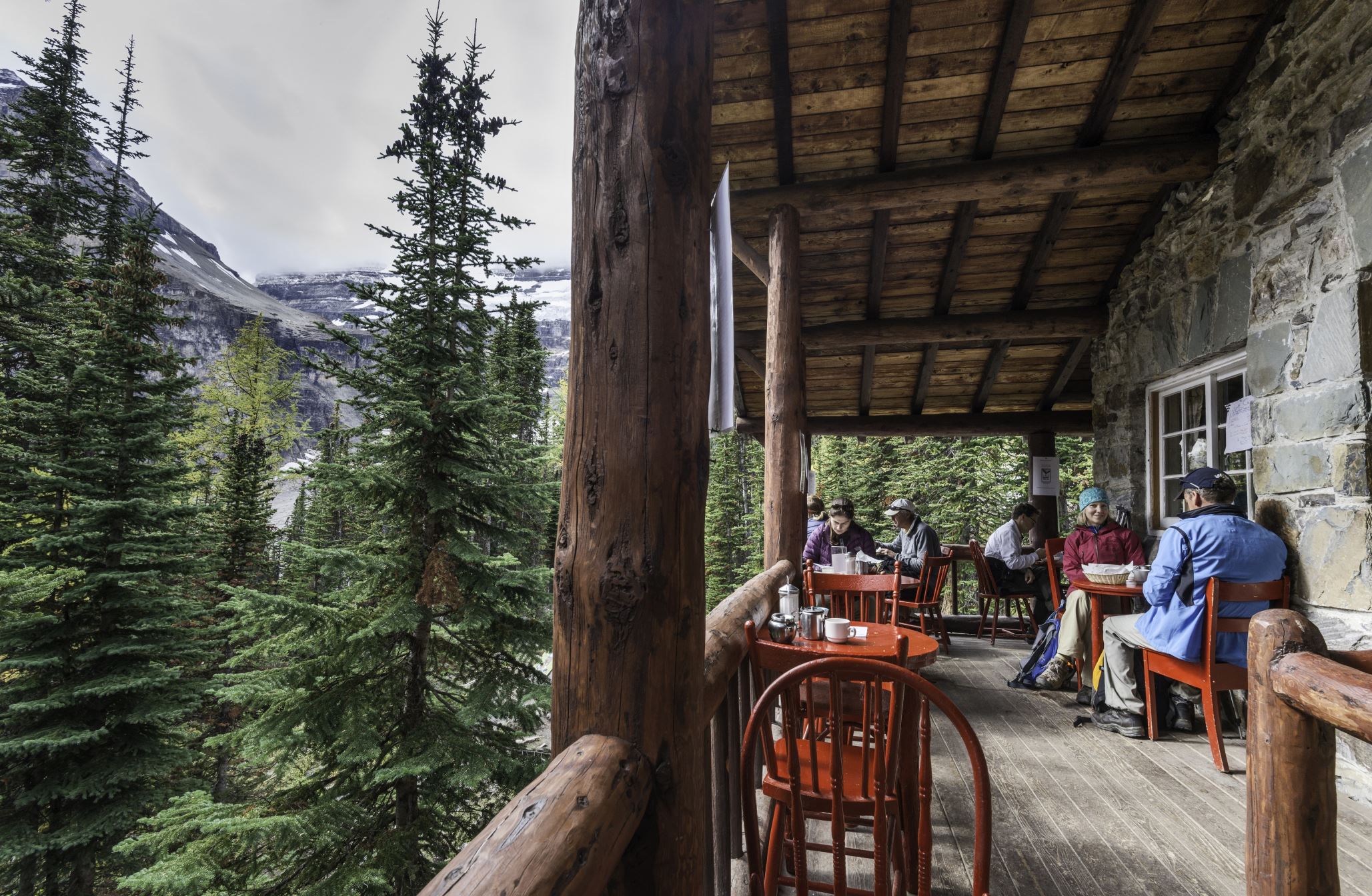 11 remote bars around the world