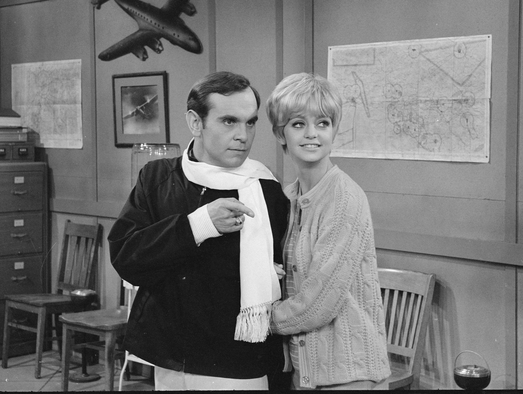 Goldie Hawn Go Go Dancer